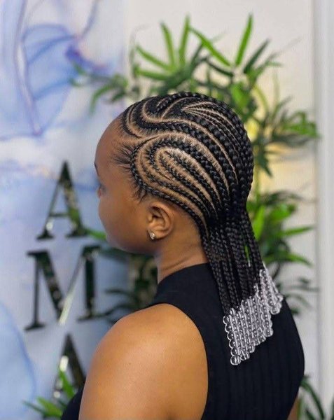 Kaaka - Coiffeuse afro à GRENOBLE COUPE AFRO-NATURELLE BANTU KNOTS ...