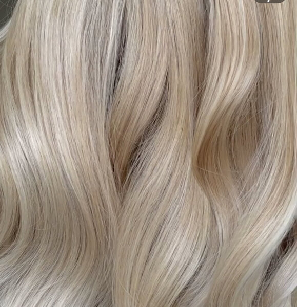 Coloration blond sur perruque sur mesure (MIRANDA7828) - Coiffure Afro ...