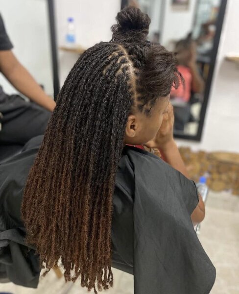 Extensions Microlocks (Lockstyle) - Coiffure Afro France