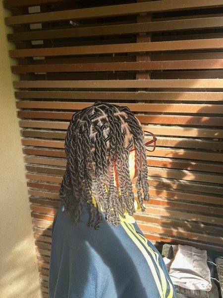 👩🏾 invisible locks (jessouwbraids) - Coiffure Afro