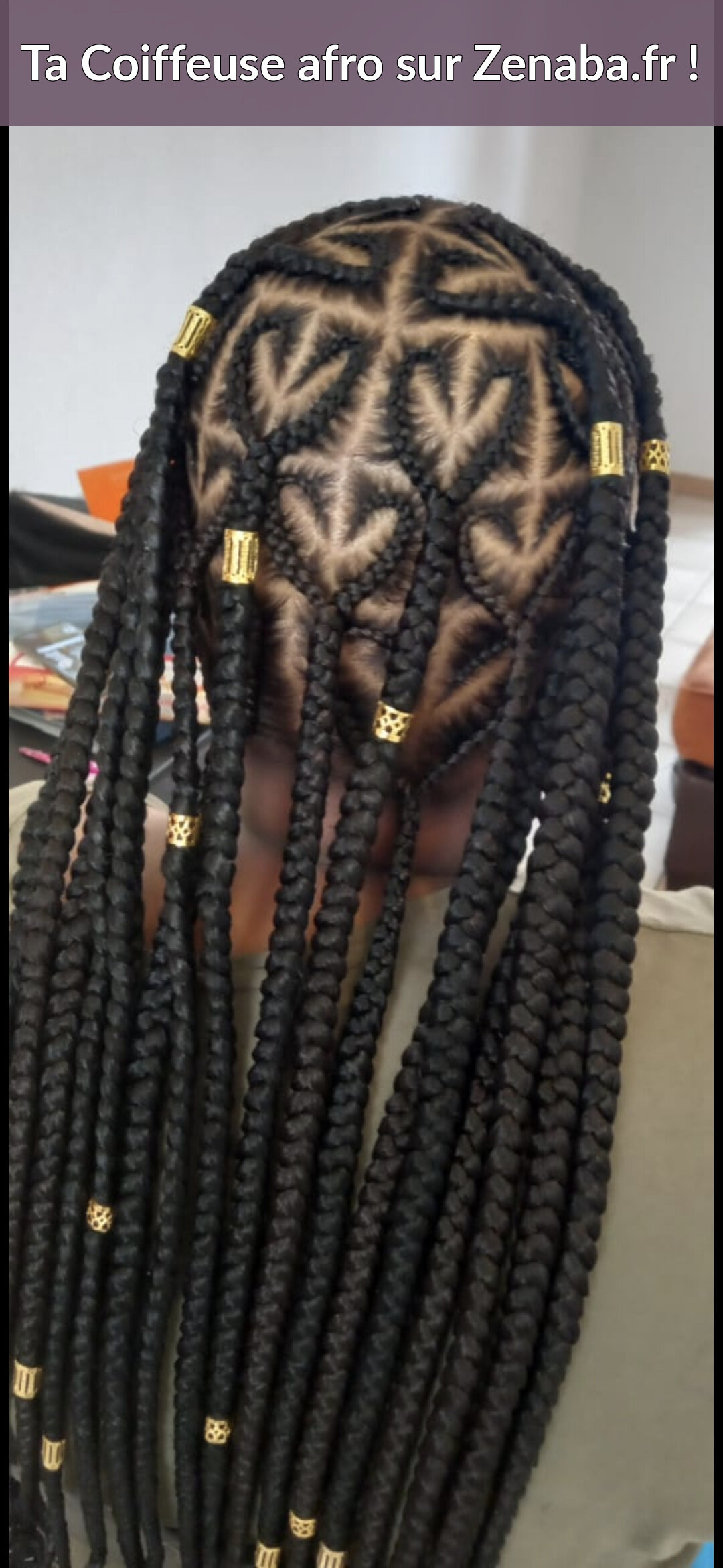 Knotless Braids longues avec motifs coeur et accessoires dorés Femme ...