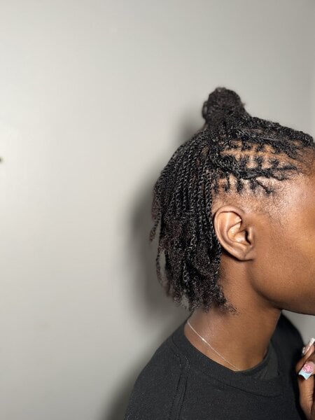 Microlocks Femme (srhrba) - Coiffure Afro France