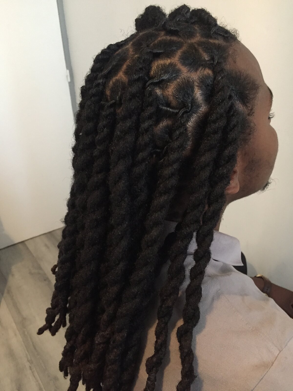 Vanilles sur locks (Maëliz Crown) - Coiffure Afro France